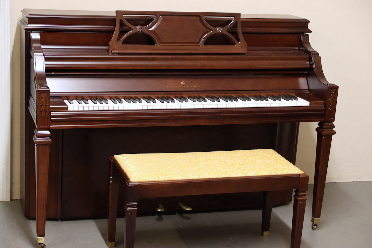 Pre-Owned Steinway & Sons - PianoWorksPianoWorks
